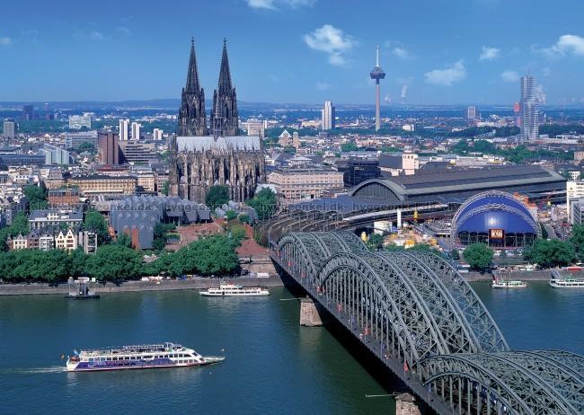 Köp Köln, Tyskland, 1000 bitar! Frakt 79 kr.